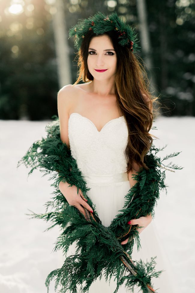 Breathtaking Winter Bride Ideas {Ashley Rae Photography}