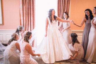 Check out this elegant Blush Pink, Ivory + Champagne Wedding Palette!