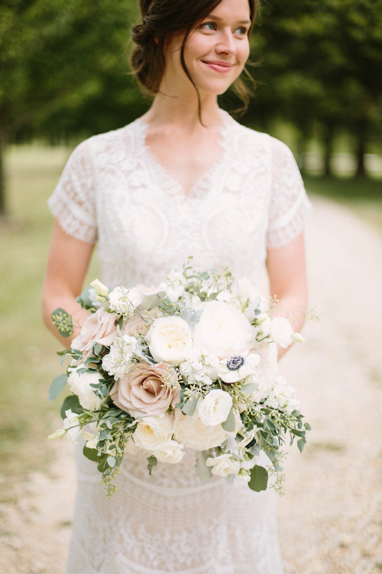 Ridiculously stunning summer Rustic Elegance wedding filled with ideas!