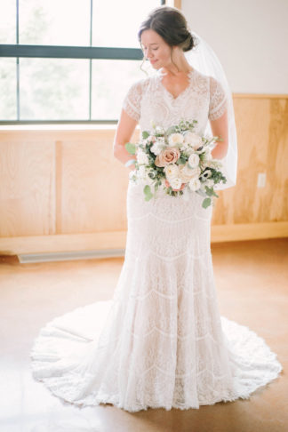 Ridiculously stunning summer Rustic Elegance wedding filled with ideas!
