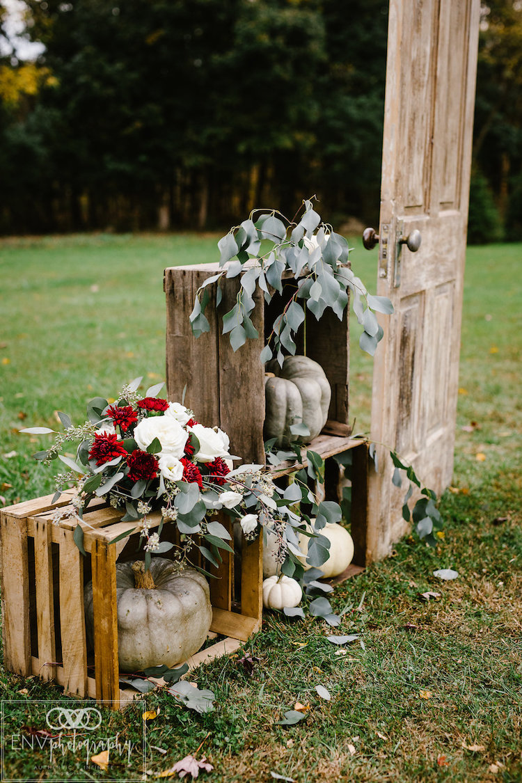 Elegantly Rustic Fall Barn Wedding in Ohio