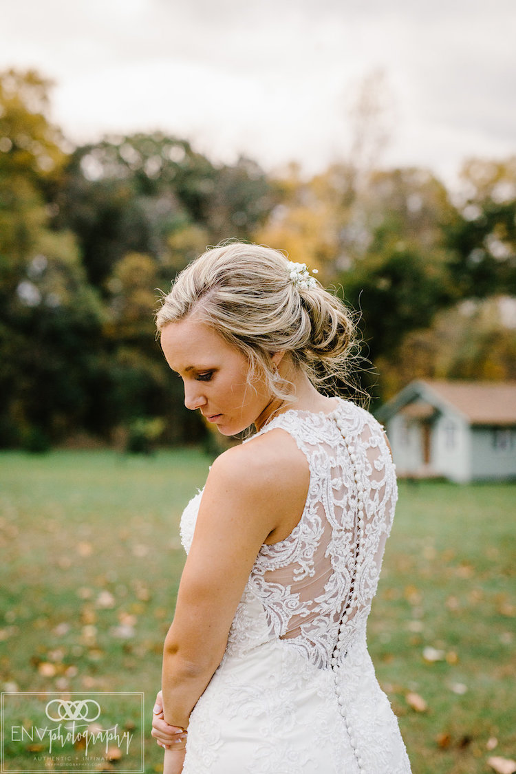 Elegantly Rustic Fall Barn Wedding in Ohio