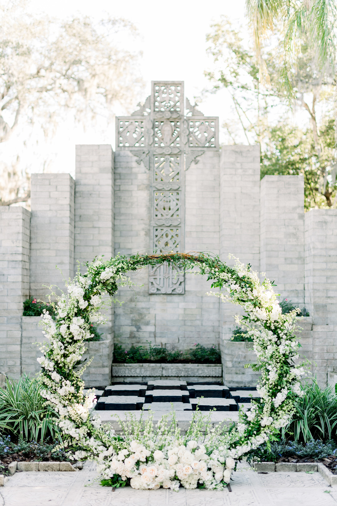 30+ Creative Wedding Arches You Must See Right Now!
