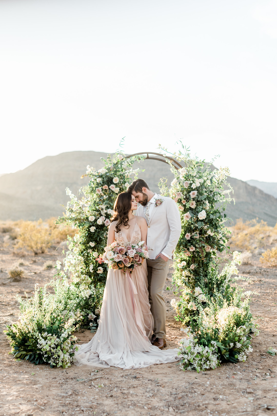 30+ Creative Wedding Arches You Must See Right Now!