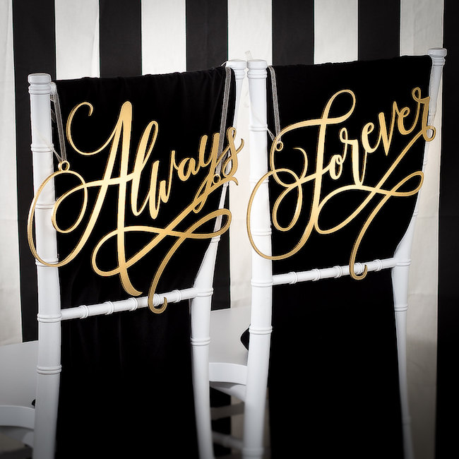 21 Cutest + Most Creative Mr and Mrs Signs for Your Wedding!