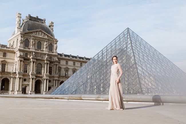 Iconic Paris Photoshoot with Tips for Photography in Paris